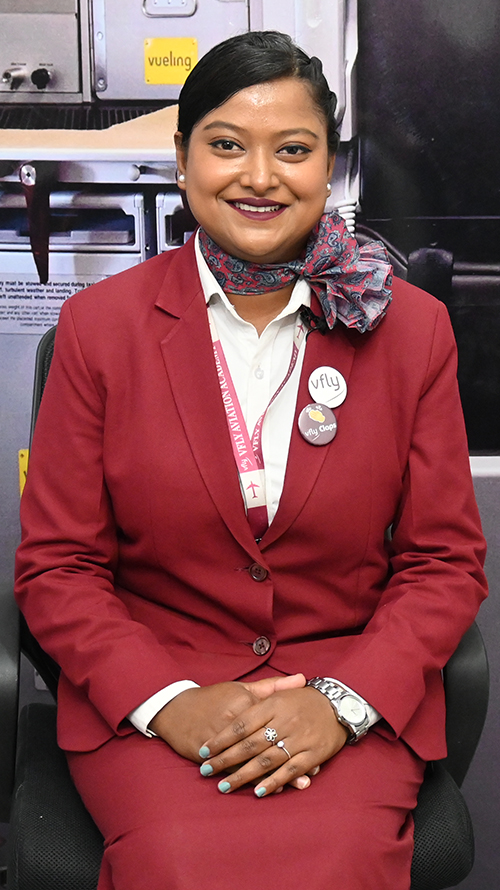 Deepa Soni, Pursuing Aviation Management in Cabin Crew at VFLY Aviation ...