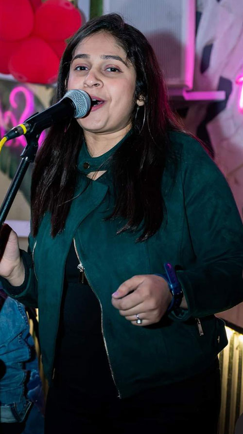 Aayushi Sharma, Singer, Songwriter & Guitarist, Gurugram