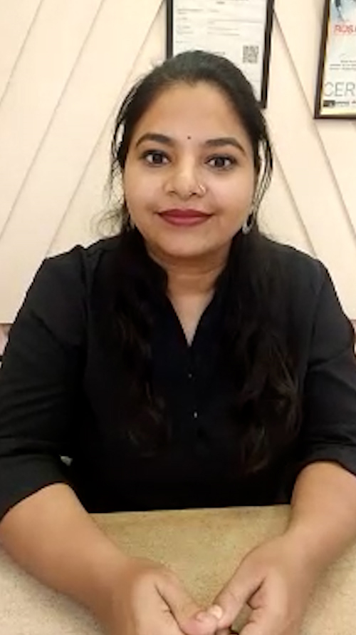 Hansa Soni, Owner and Makeup Artist at The Makeover Hair & Beauty Salon ...