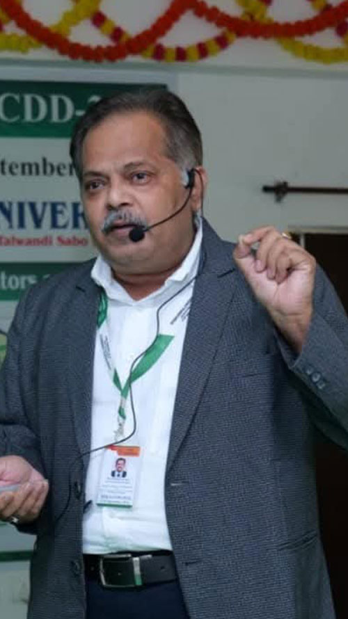 Meet Renowned Organic Chemistry Researcher Prof. (Dr.) Hitendra M. Patel